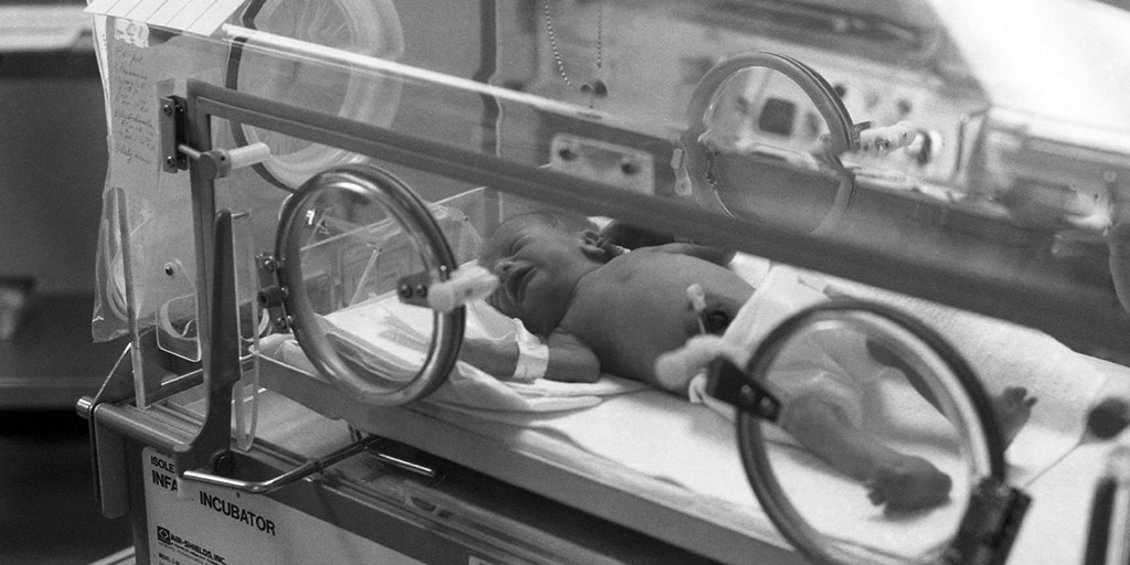 Segnali d'allarme nel neonato: fattori di rischio, patologie e modo di ...